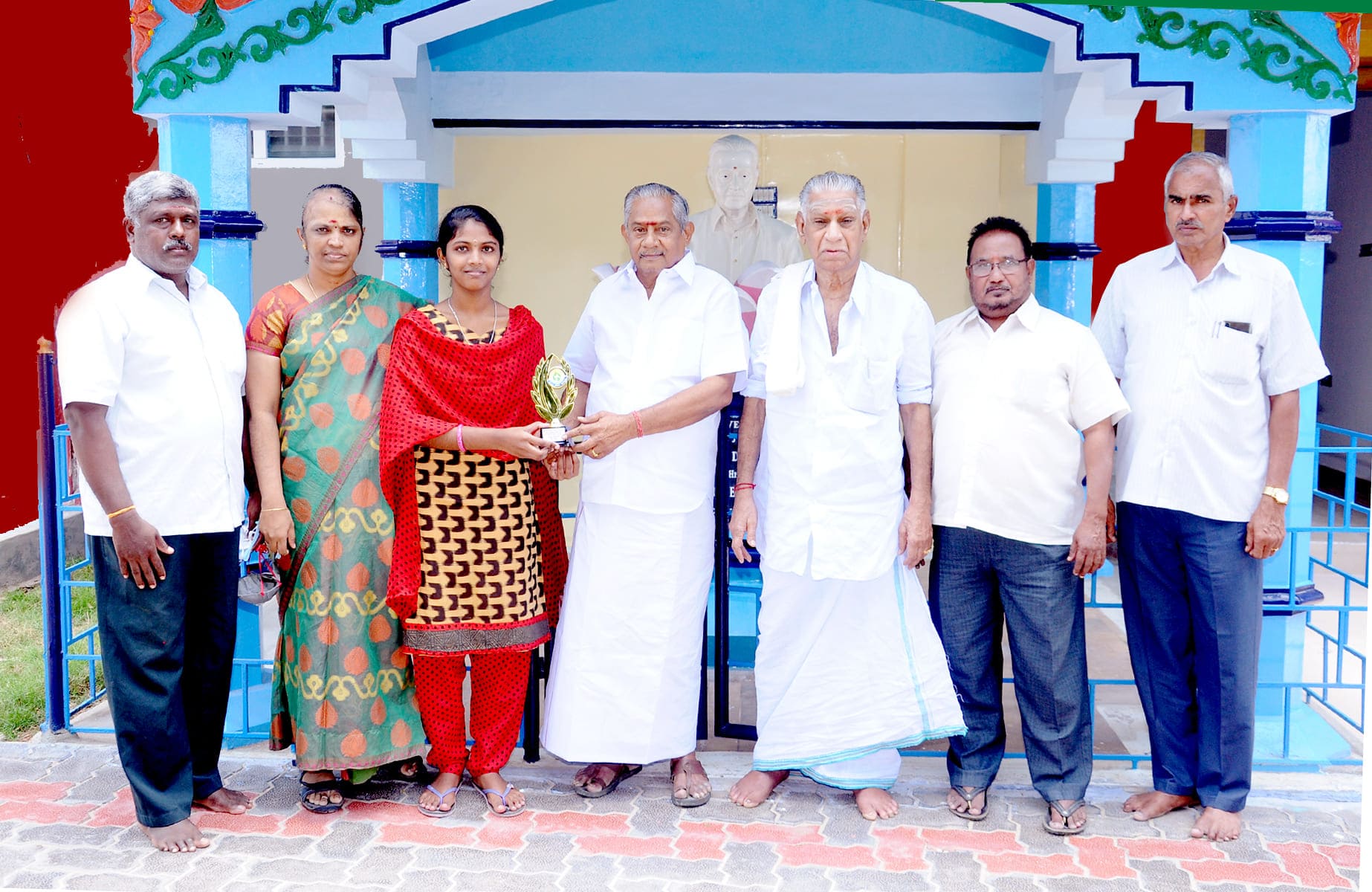 Ponnu Matriculation Higher Secondary School