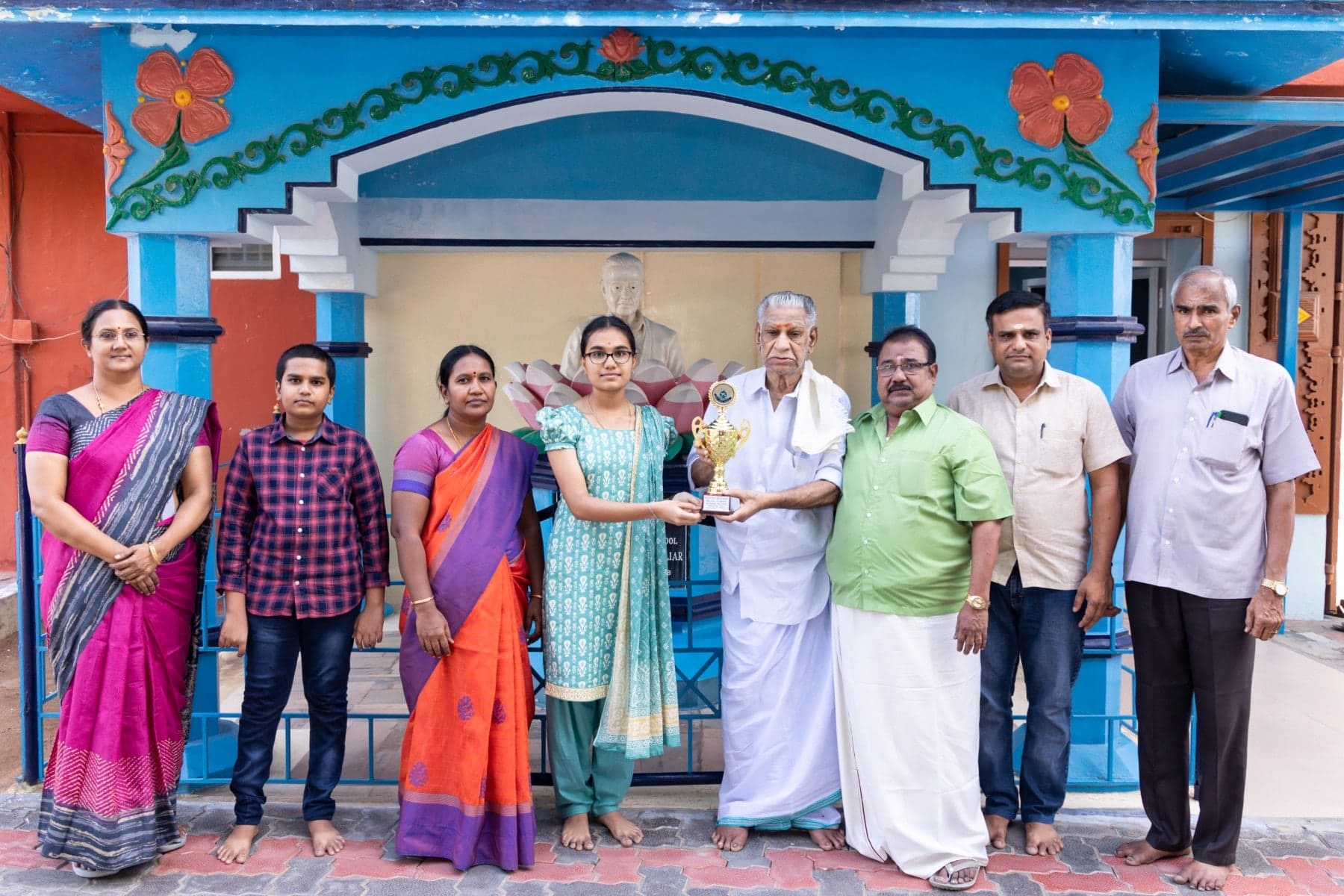 Ponnu Matriculation Higher Secondary School
