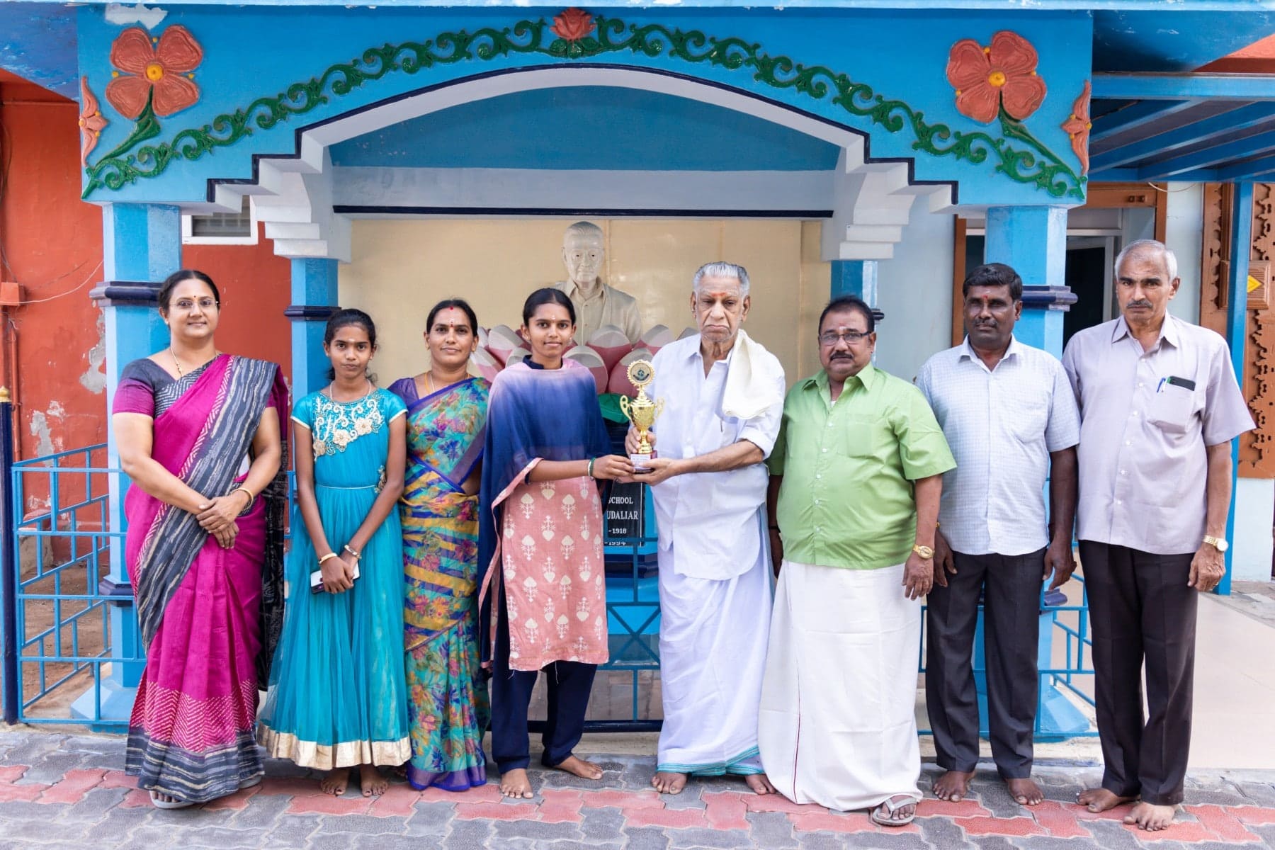 Ponnu Matriculation Higher Secondary School